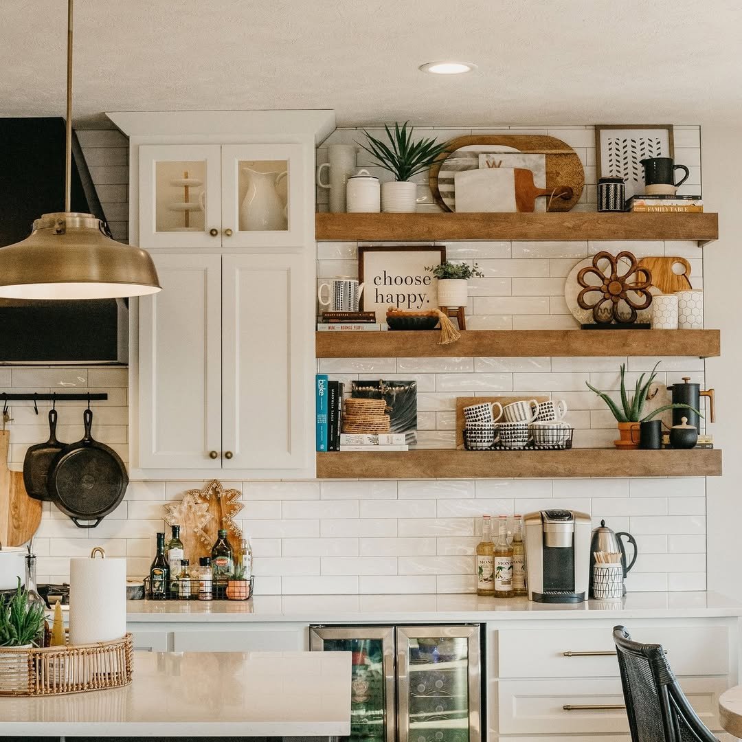 20 Coastal Farmhouse Kitchens Ideas For Beach House Beauty