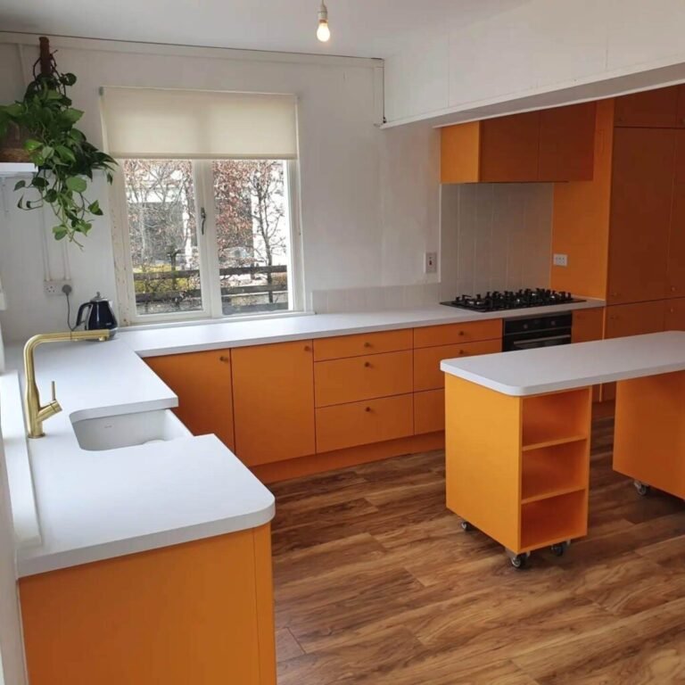 25 Vibrant Orange Kitchen Ideas To Brighten Up Your Cooking Space ...