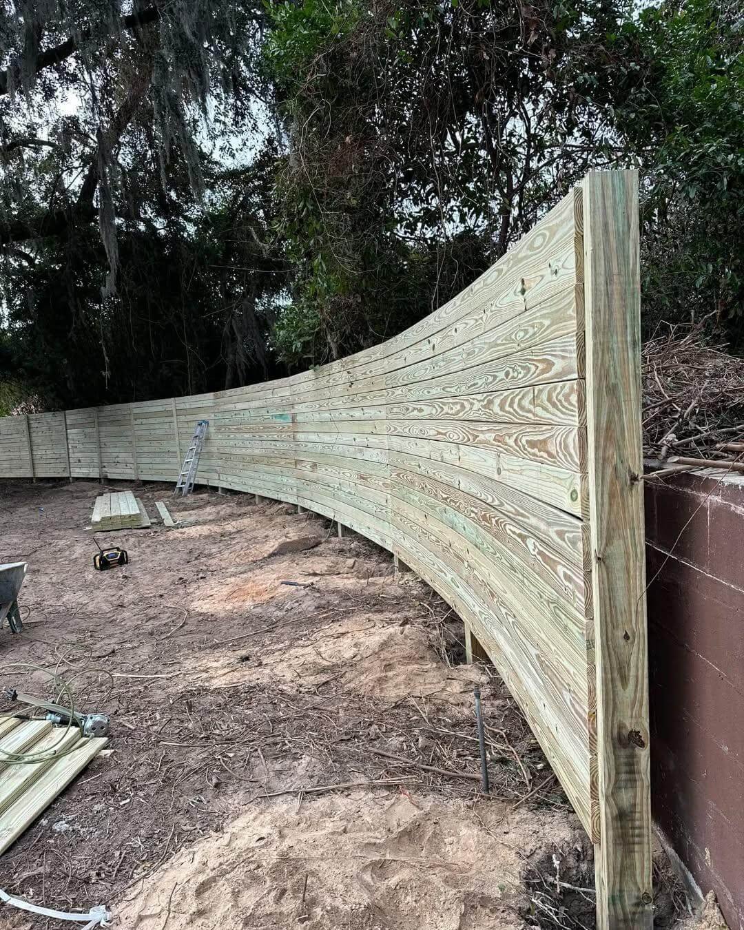 17 Wooden Privacy Fence Ideas That Combine Style And Security ...