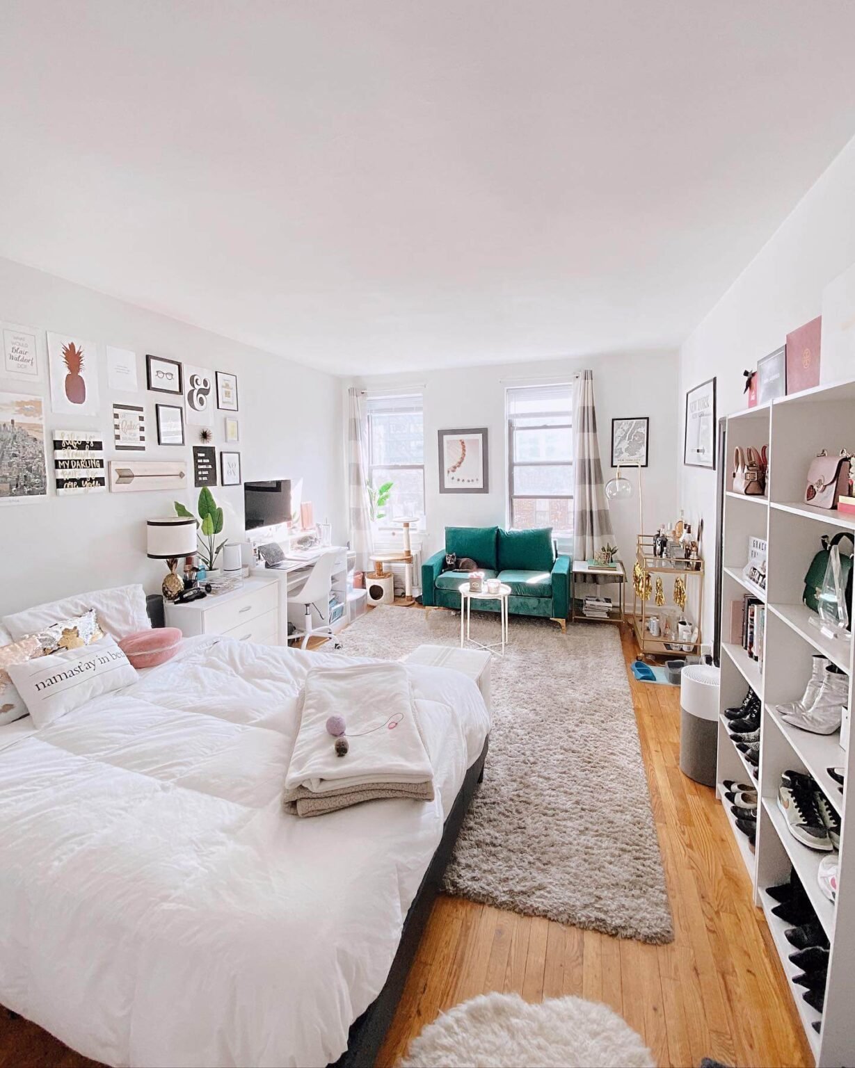 23 Small Studio Apartment Ideas That Maximize Style And Space ...